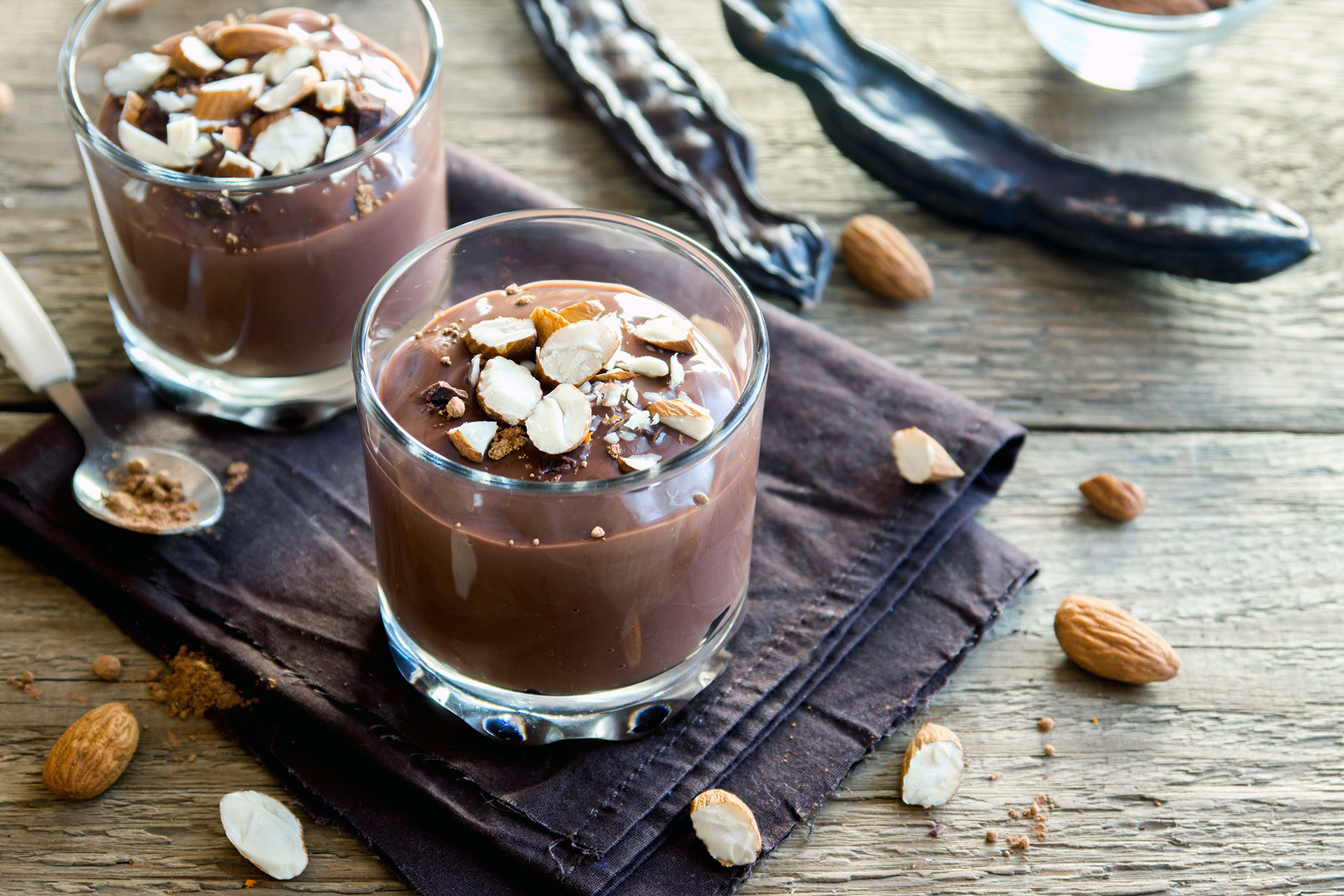 Carob Pudding (roh vegan) • Healthy Rockstar